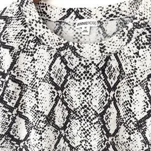 Minnie Rose | Sweaters | Minnie Rose Cotton Cashmere Snake Print Knit ...